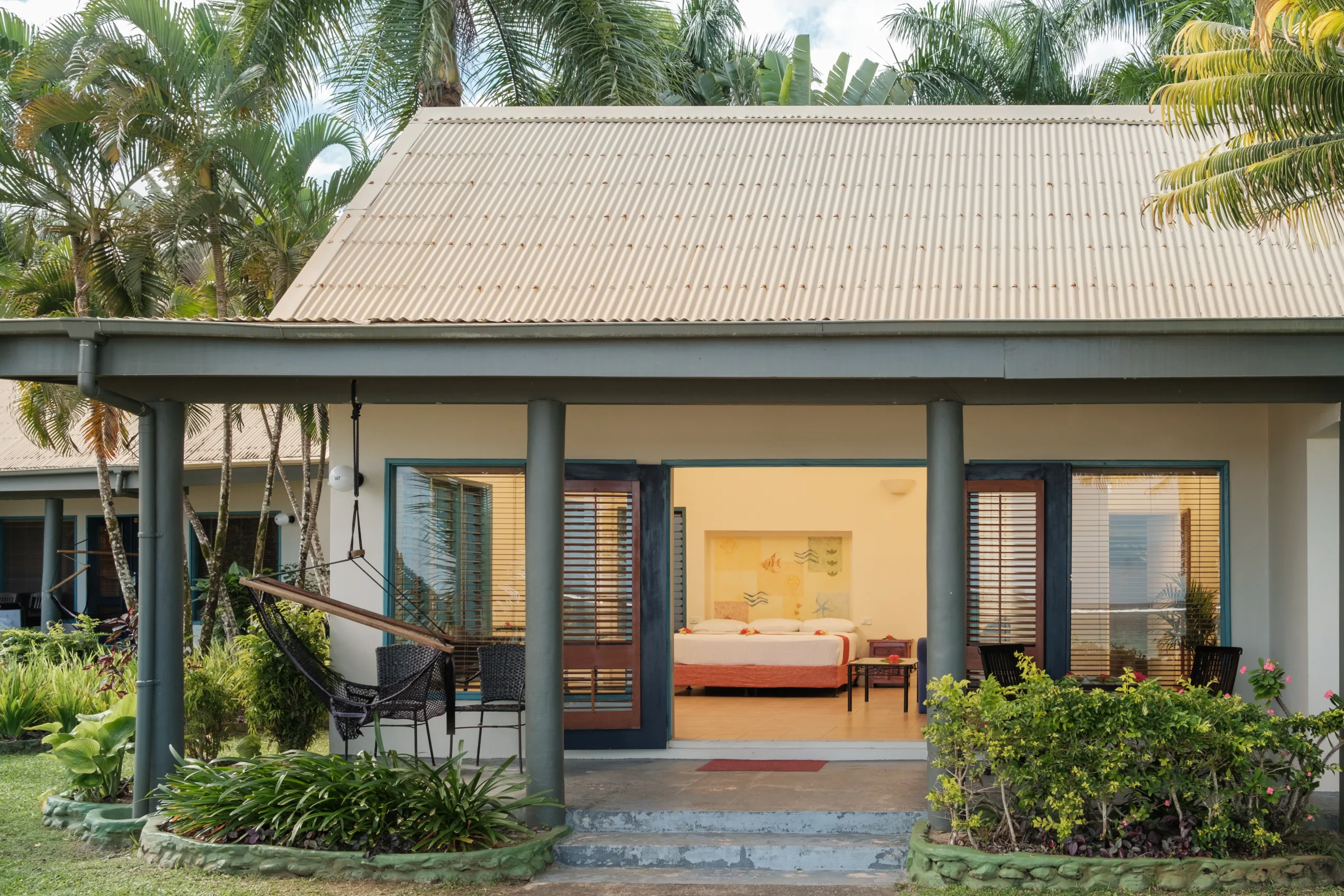 Beachfront Villa – Exclusive Oceanfront Escape at Fiji Hideaway Resort ...