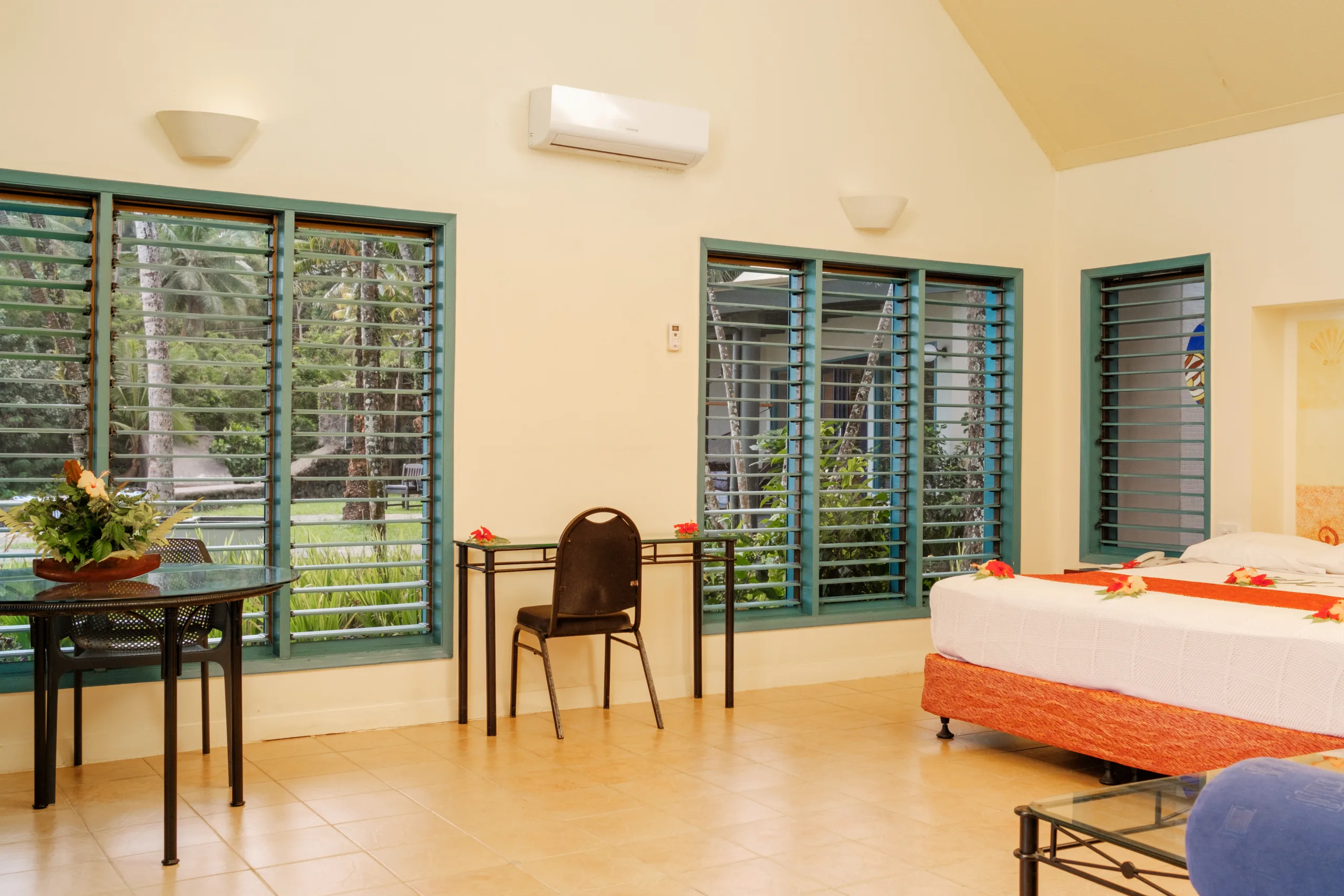 Beachfront Villa – Exclusive Oceanfront Escape at Fiji Hideaway Resort ...
